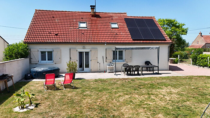 Bessay-sur-Allier : Maison 5 pièces à vendre