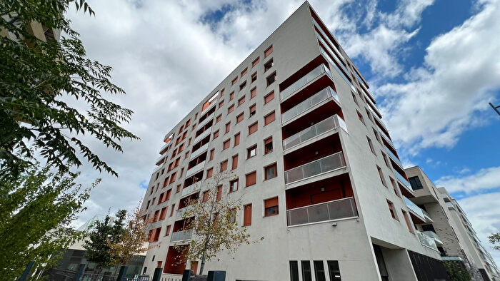 Appartement 5 pièces à louer à Vénissieux, Parilly