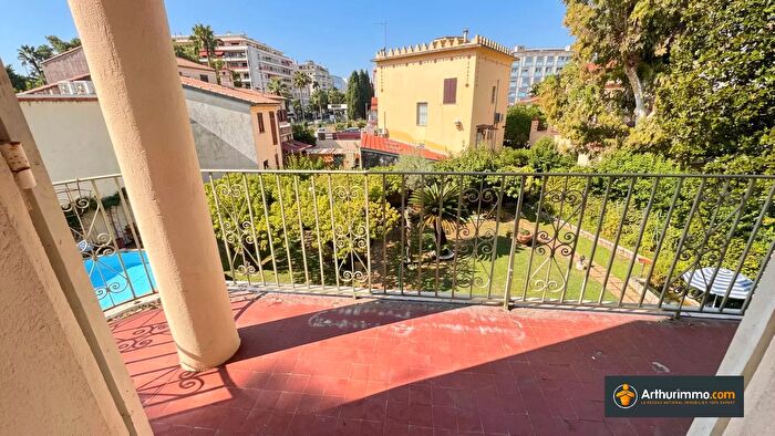 Appartement 3 pièces à Nice, Arenas, à vendre