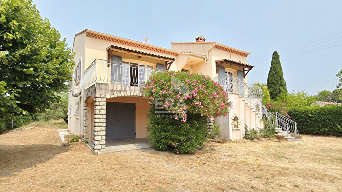 Maison à vendre - Mallemort - 5 pièces - 3 chambres