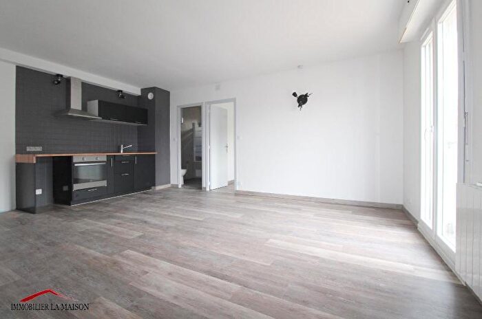 Appartement à louer - Périgueux - 2 pièces - 1 chambre