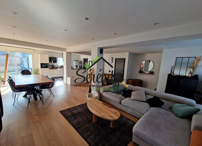 Maison à vendre - Hallennes-lez-Haubourdin - 6 pièces - 3 chambres