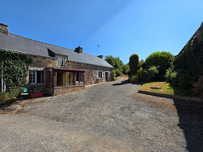Maison 4 pièces à Saint-Carreuc, à vendre