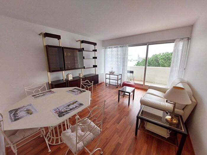 Appartement à louer - Saint Pierre, Royan - 2 pièces