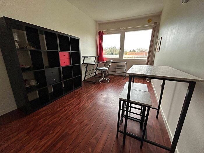 Appartement à louer - Beaulieu, Poitiers - 2 pièces - 1 chambre