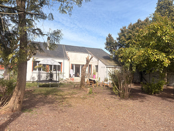 Saint-Jean-de-la-Ruelle, Gambetta, Madeleine, Dix Arpents, Clos Neuf - Maison 6 pièces à vendre