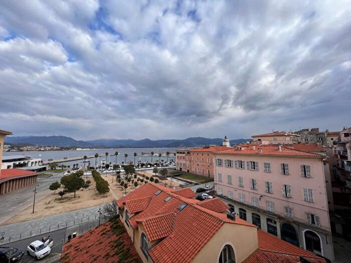 Appartement 2 pièces à louer à Centre Ville, Ajaccio