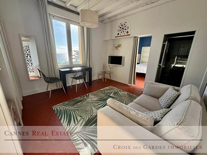 Cannes, Suquet : Appartement 2 pièces à louer