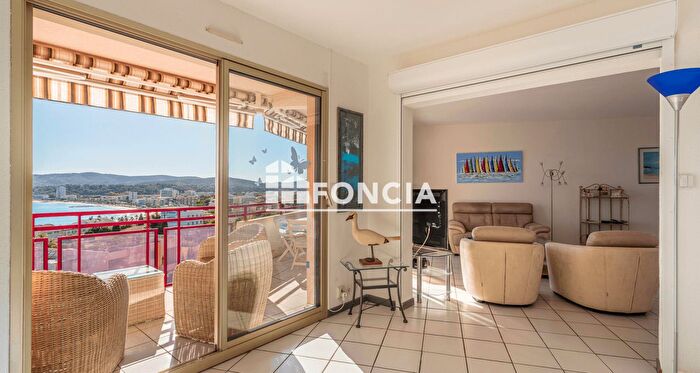 Appartement à vendre - Le Lavandou, Rousset, Four des Maures, Saint-Clair - 3 pièces