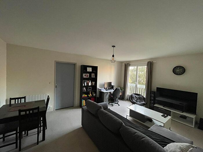 Appartement à louer - Saint-Jean-de-Braye, Centre-ville - 2 pièces - 1 chambre