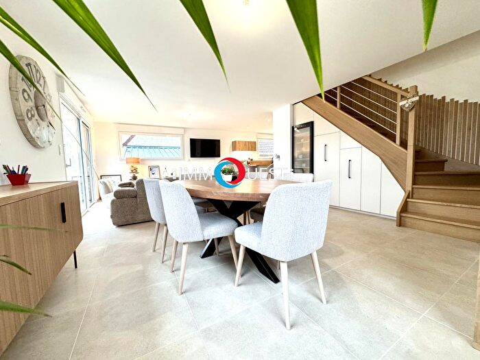 Maison à vendre - Bléquin - 6 pièces - 4 chambres