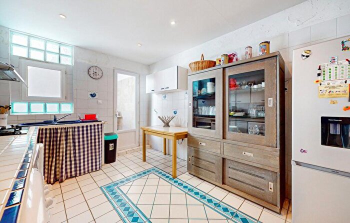 Maison à vendre - Royan - 4 pièces - 2 chambres