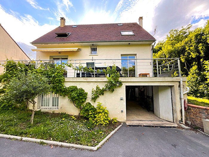 Maison 6 pièces à Andrésy, Charvaux, à vendre