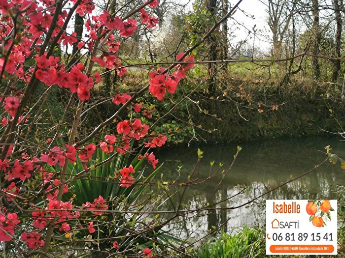 Maison à vendre - Vic-Fezensac - 7 pièces - 4 chambres