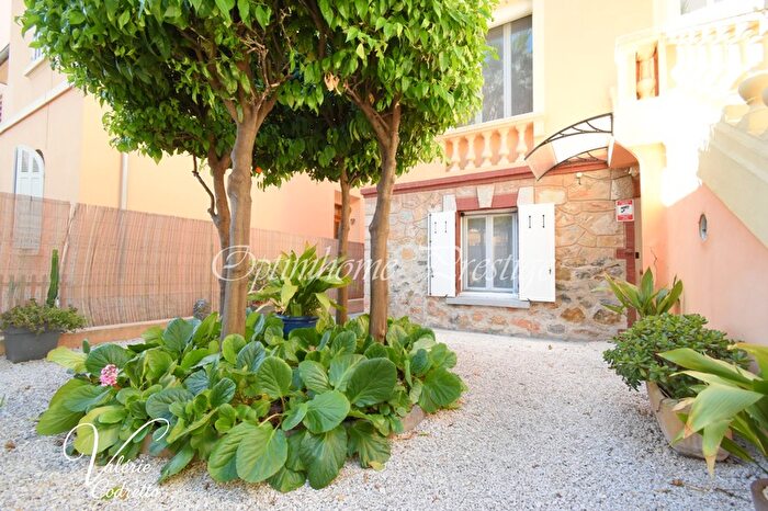 Hyères, Centre-ville - Maison 8 pièces à vendre