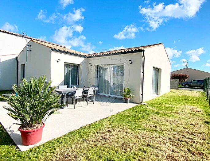 Maisons à vendre et appartements à louer - 1