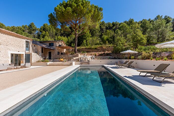 Maison à vendre - Oppède - 6 pièces - 4 chambres