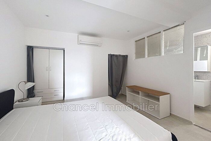 Appartement à louer - Magagnosc, Grasse - 1 pièce