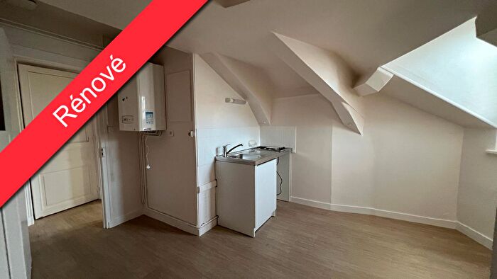 Appartement à louer - Clermont-Ferrand, Delille, Cathédrale, La Gare - 2 pièces - 1 chambre