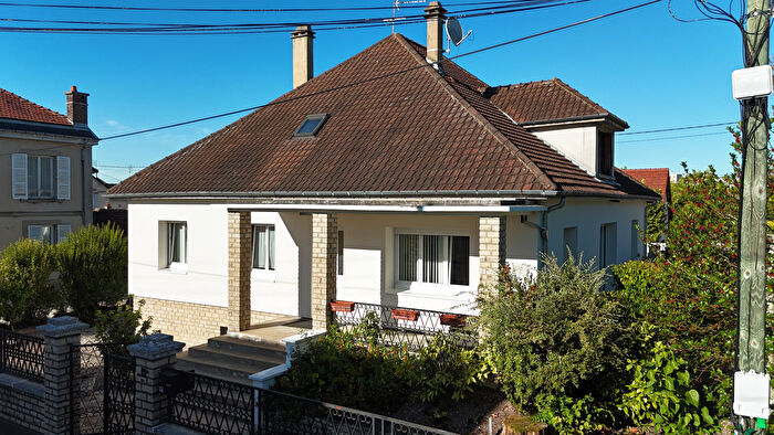 Maison 7 pièces à vendre - Les Noës-près-Troyes