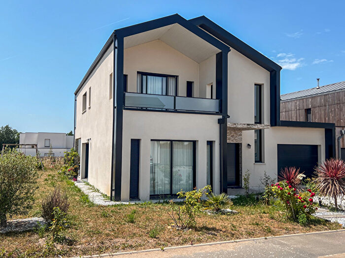 Maison 6 pièces à vendre à Sainte-Gemmes-sur-Loire