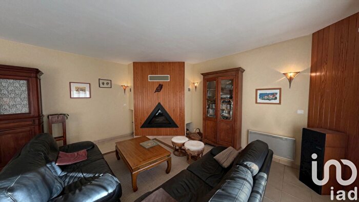 Maison à vendre - Saint-Faust - 5 pièces - 3 chambres