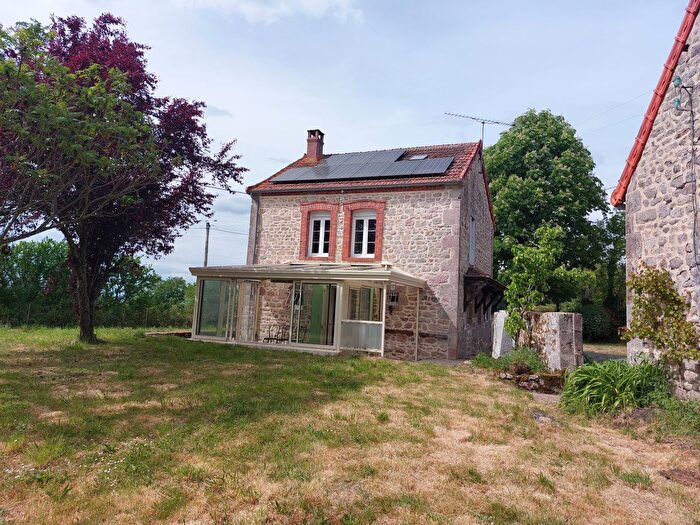 Toulx-Sainte-Croix - Maison 4 pièces à vendre