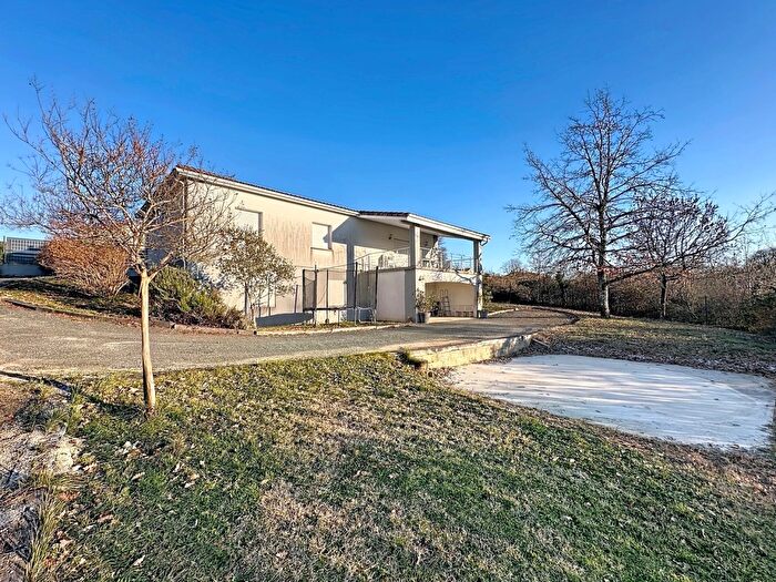 Maison à vendre - Saint-Pierre-Lafeuille - 5 pièces - 4 chambres