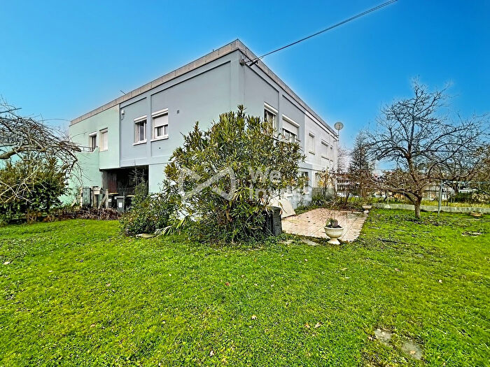 Appartement à vendre - Mourenx - 4 pièces - 3 chambres