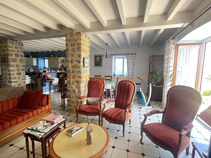 Maison à vendre - Sorbiers - 6 pièces - 5 chambres