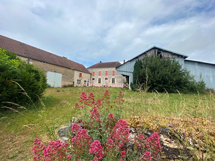 Maison à vendre - Taingy - 5 pièces - 2 chambres