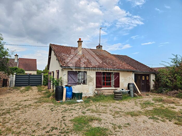 Maison 2 pièces à vendre à Paray-le-Frésil