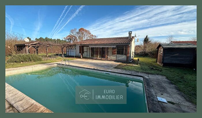 Maison à vendre - Saint-Symphorien - 5 pièces - 3 chambres