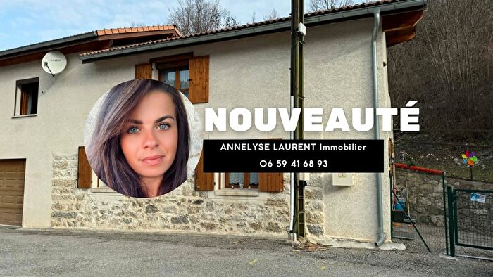 Maison à vendre - Saint-Julien-en-Beauchêne - 2 pièces - 1 chambre