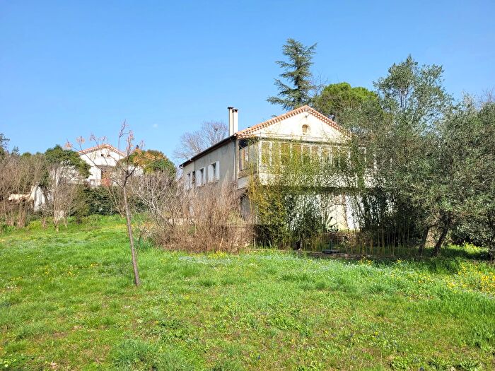 Maison à vendre - Saint-Privat-des-Vieux - 6 pièces - 4 chambres