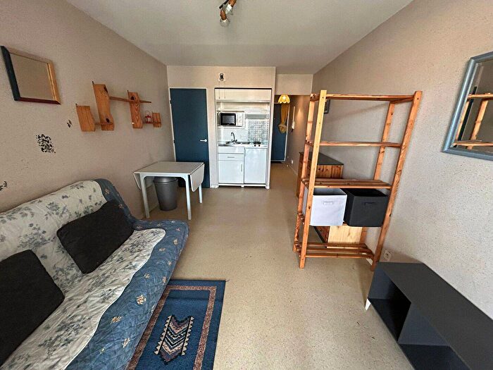 Planty-Amandiers, Buxerolles : Appartement 1 pièce à louer