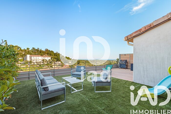 Appartement à vendre - Châteauneuf-Grasse - 3 pièces - 2 chambres