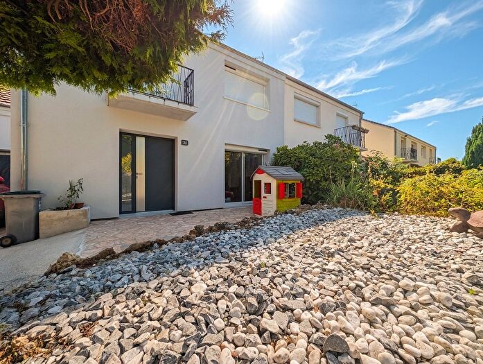 Maison 7 pièces à vendre à Villepreux
