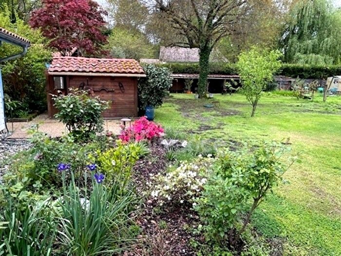 Maison à vendre - Sainte-Eulalie-en-Born - 6 pièces - 4 chambres