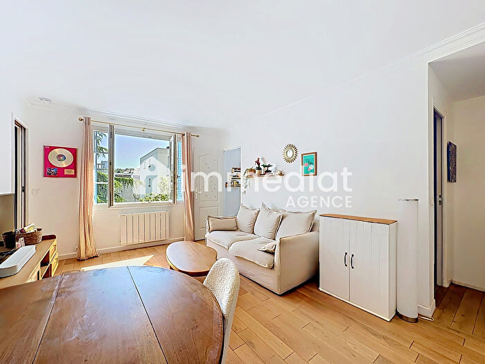 Rueil-Malmaison, Coeur de Ville - Appartement 3 pièces à vendre