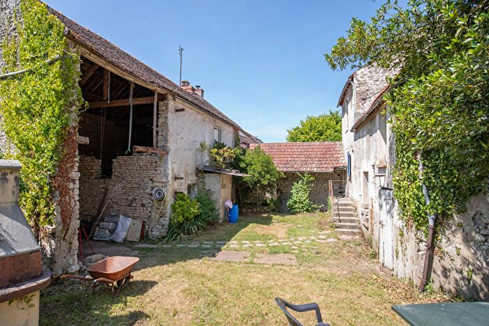 Maison à vendre - Guerville - 4 pièces - 2 chambres