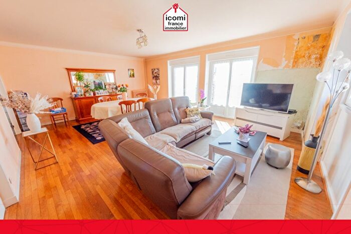 Appartement 5 pièces à Ploudalmézeau, à vendre