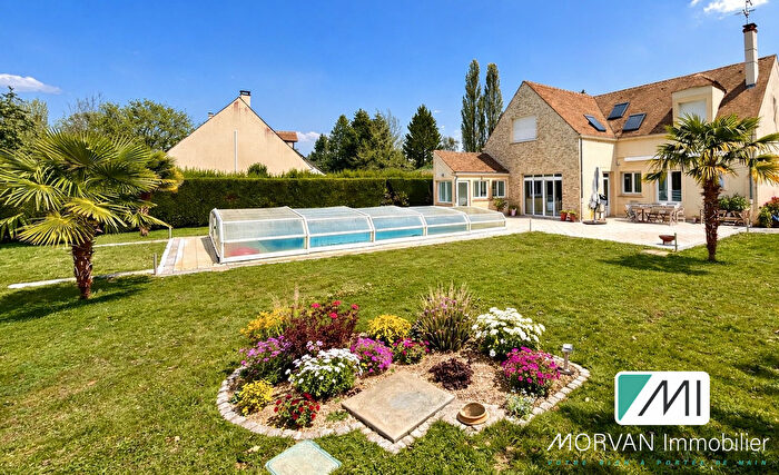 Les Essarts-le-Roi : Maison 7 pièces à vendre