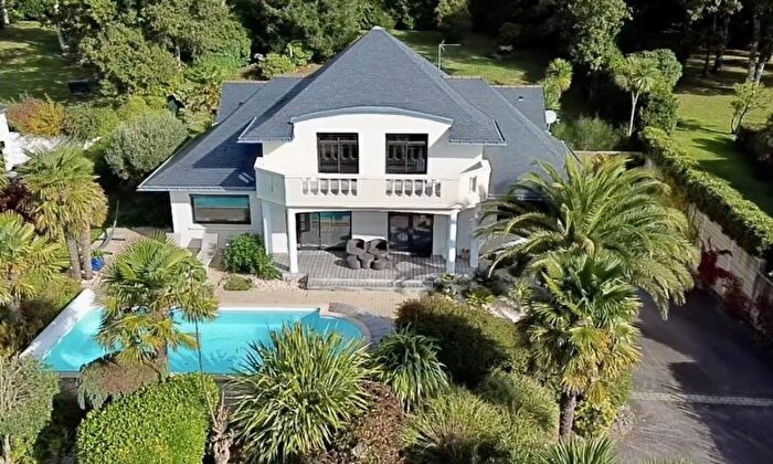 Maison à vendre - Lorient - 6 pièces - 4 chambres