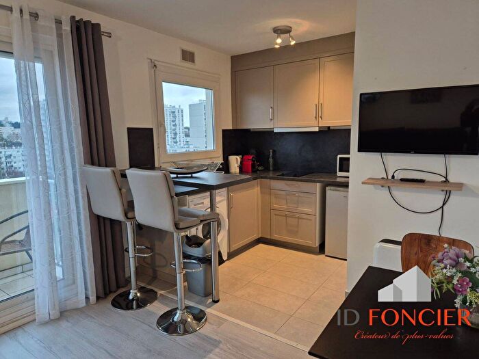 Appartement à louer - Bourg-la-Reine - 1 pièce