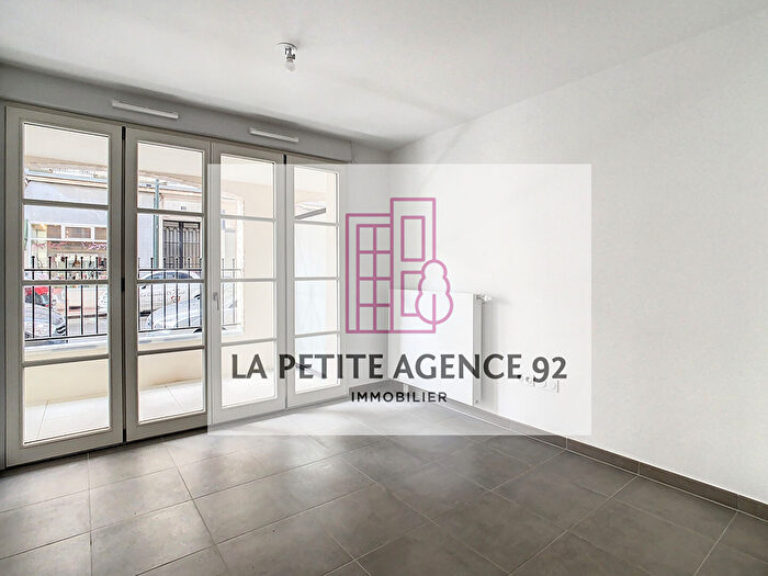 Appartement 1 pièce à louer - Clamart, Gare