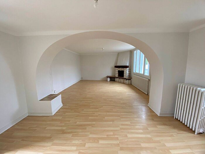 Maison 5 pièces à Goise-Champommier-Champclairot, Niort, à louer