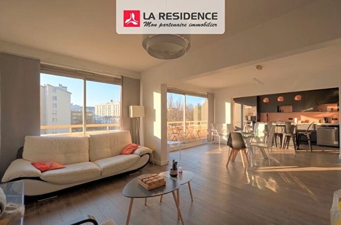 Appartement à vendre - Boulogne-Billancourt - 5 pièces - 3 chambres