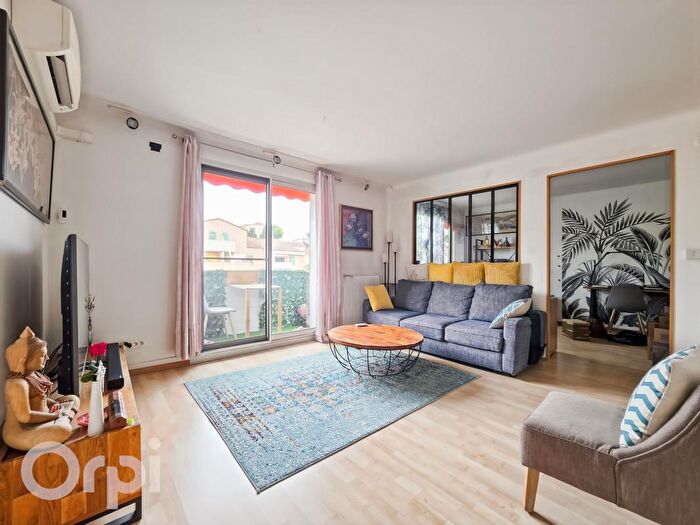 Cannes, Prado, République : Appartement 3 pièces à vendre