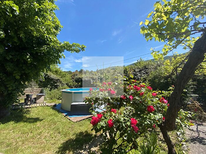 Maison à vendre - Buis-les-Baronnies - 5 pièces - 4 chambres